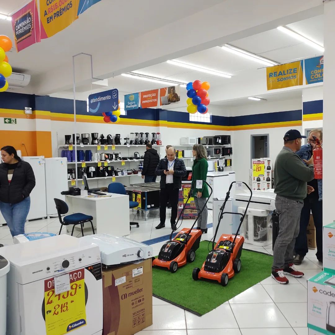 Lojas Colombo inaugura filial no centro de Campos Novos - Jornal O Celeiro