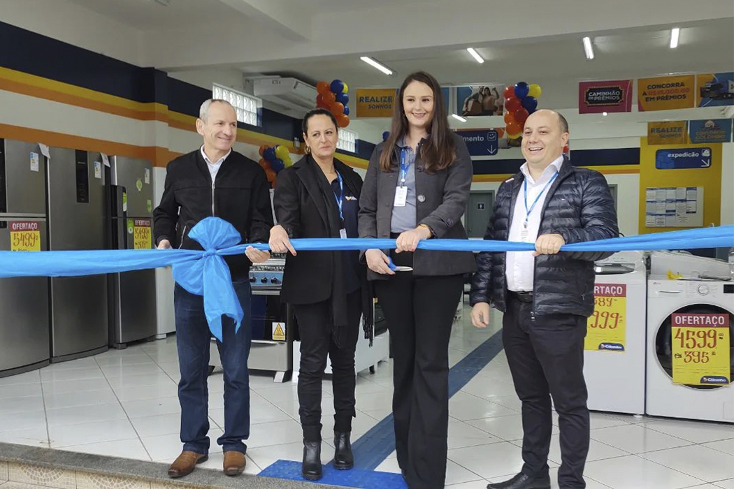 Lojas Colombo inaugura filial no centro de Campos Novos - Jornal O Celeiro