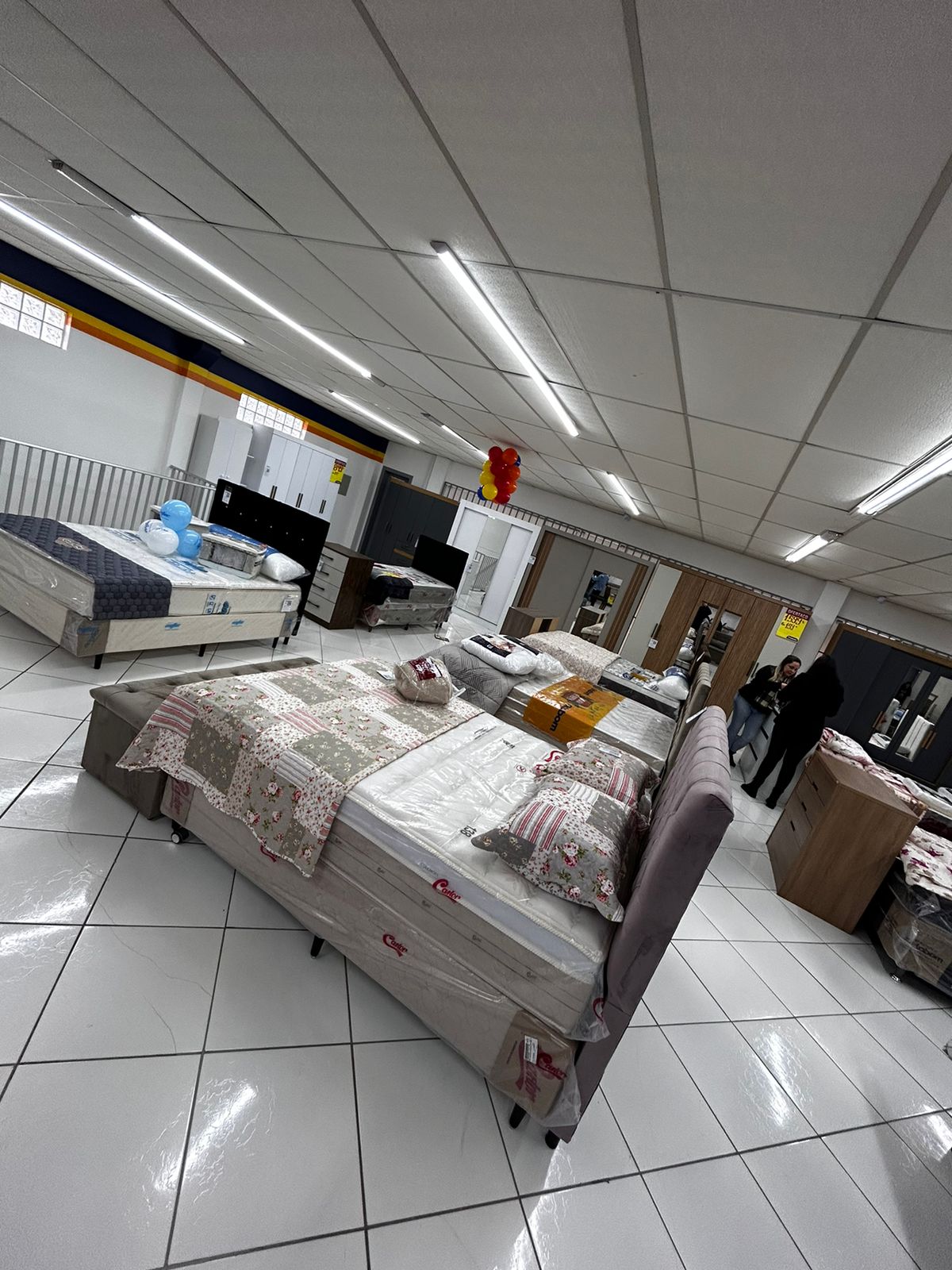 Lojas Colombo inaugura filial no centro de Campos Novos - Jornal O Celeiro