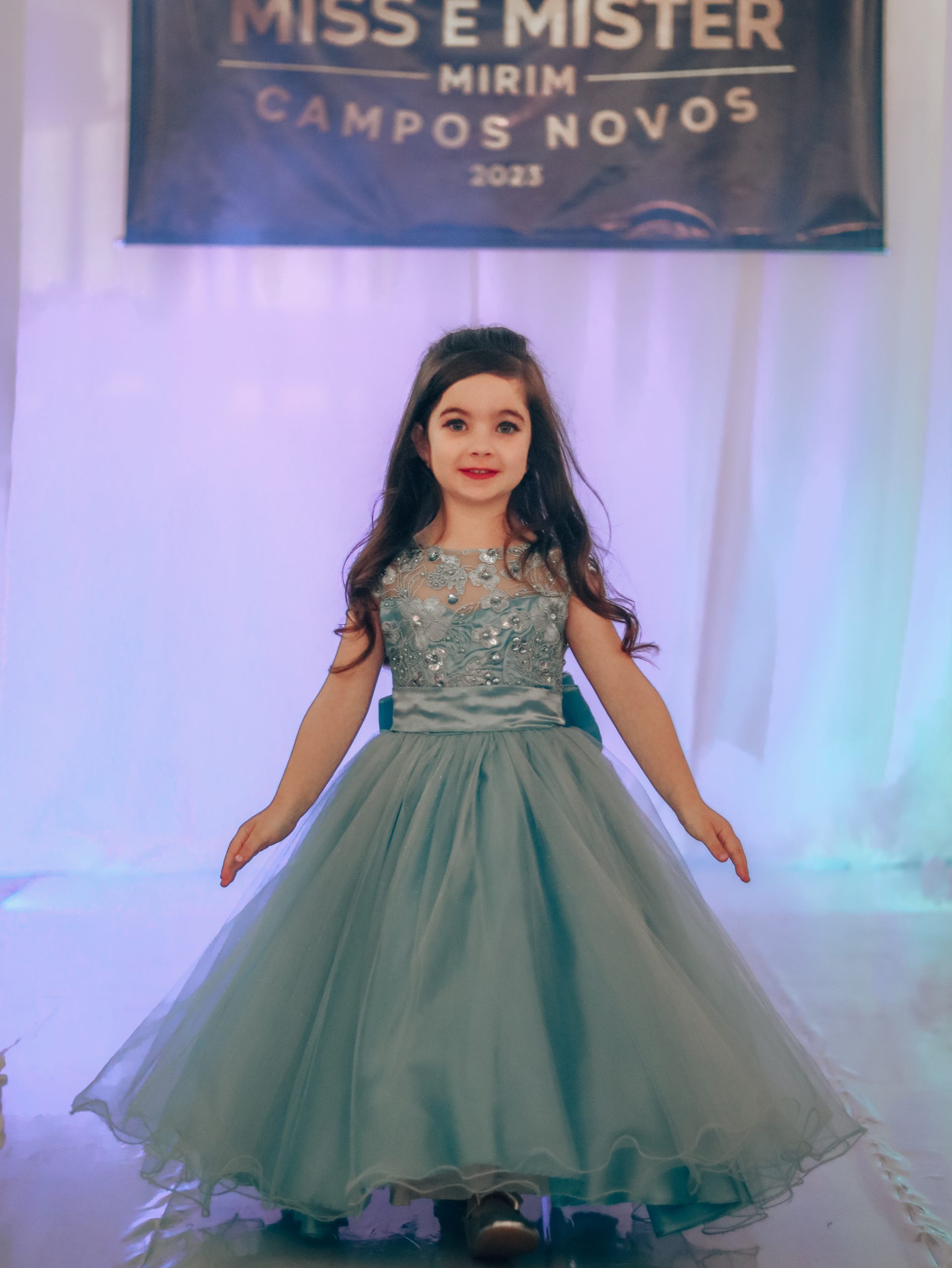 Concurso Miss e Mister Mirim é realizado em Campos Novos - Jornal O Celeiro